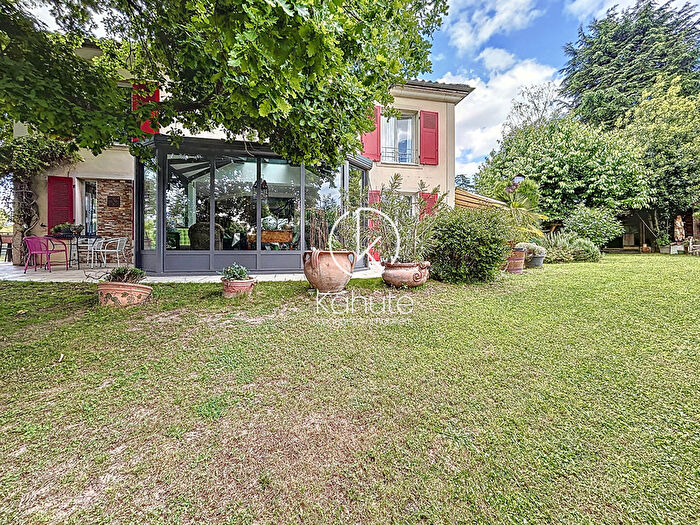 Les Chères : Maison 6 pièces à vendre