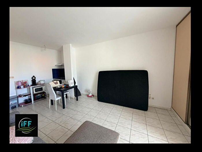 Appartement 1 pièce à louer - Saint-Denis, La Source