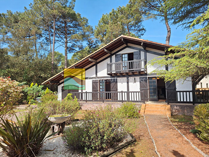 Lacanau, Lacanau ville, Centre-ville - Maison 5 pièces à vendre