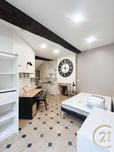 Appartement à louer - Compiègne, Centre-ville - 1 pièce