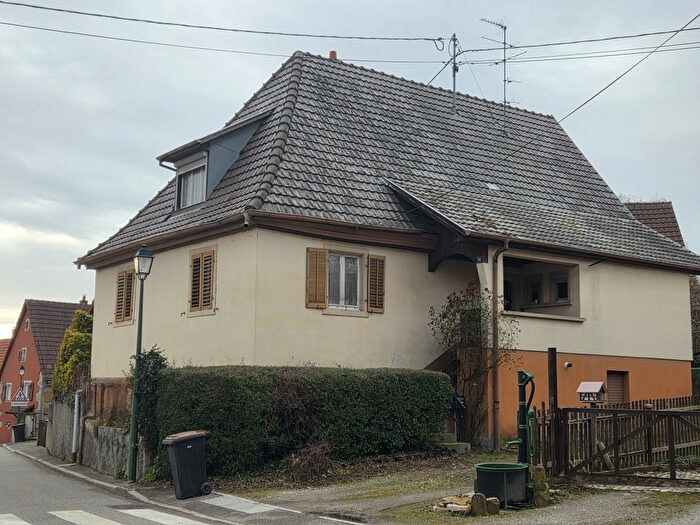 Maison à vendre - Eschentzwiller - 4 pièces - 3 chambres