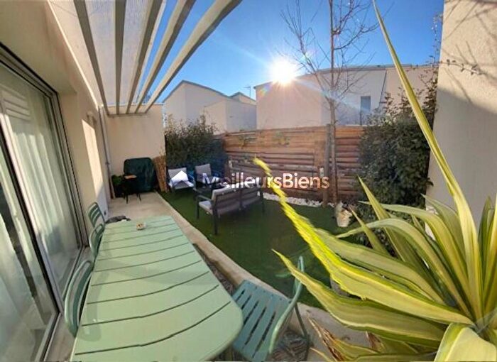 Bron, Bron Piscine, Le Lessivas : Maison 5 pièces à vendre