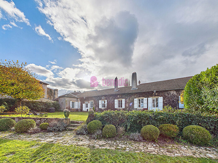 Maison à vendre - Sainte-Ruffine - 9 pièces - 3 chambres