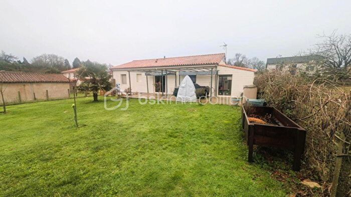 Maison à vendre - Verruyes - 6 pièces - 4 chambres