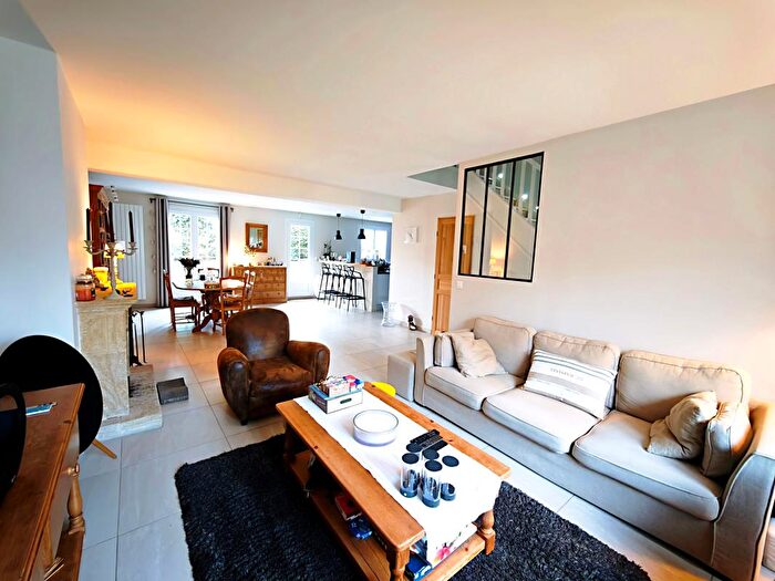 Maison à vendre - Épône - 6 pièces - 4 chambres