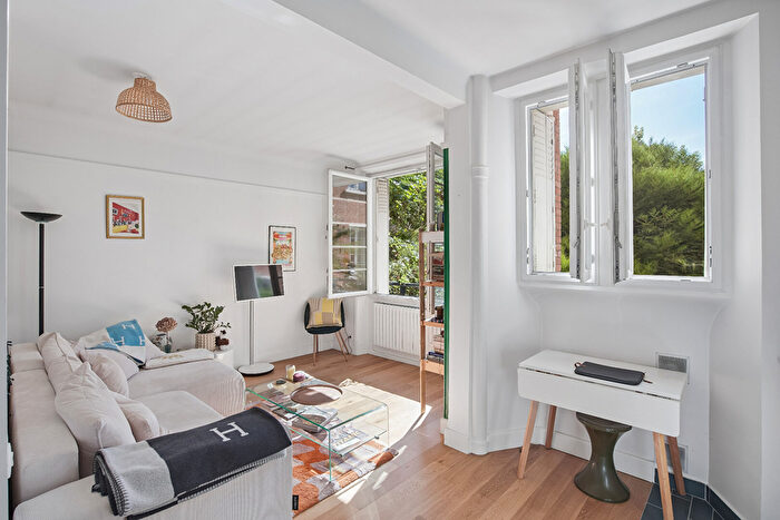 Paris 20ème, Belleville : Appartement 2 pièces à vendre