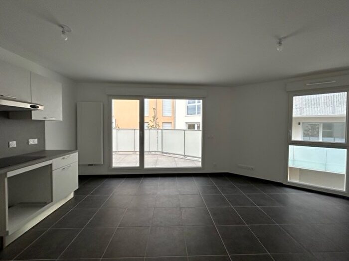 Villefranche-sur-Saône, Béligny, Lamartine : Appartement 2 pièces à louer