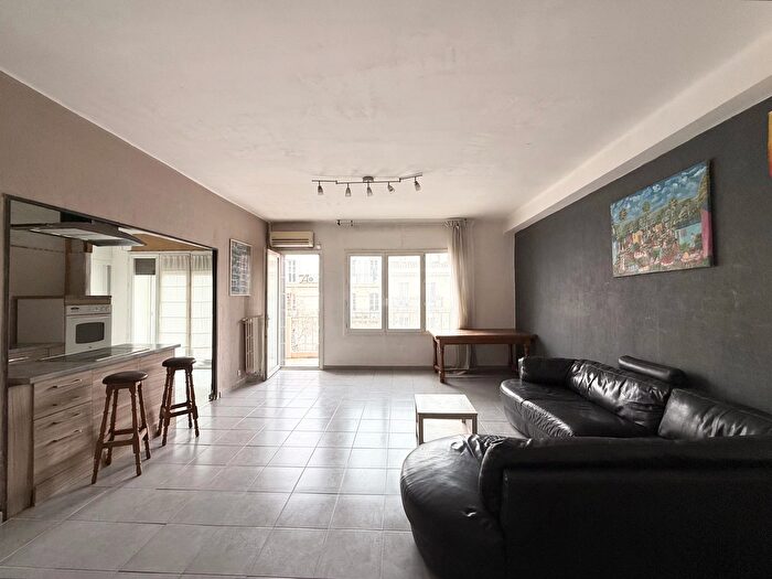 Appartement à vendre - Toulon, Place dArmes - 4 pièces - 2 chambres