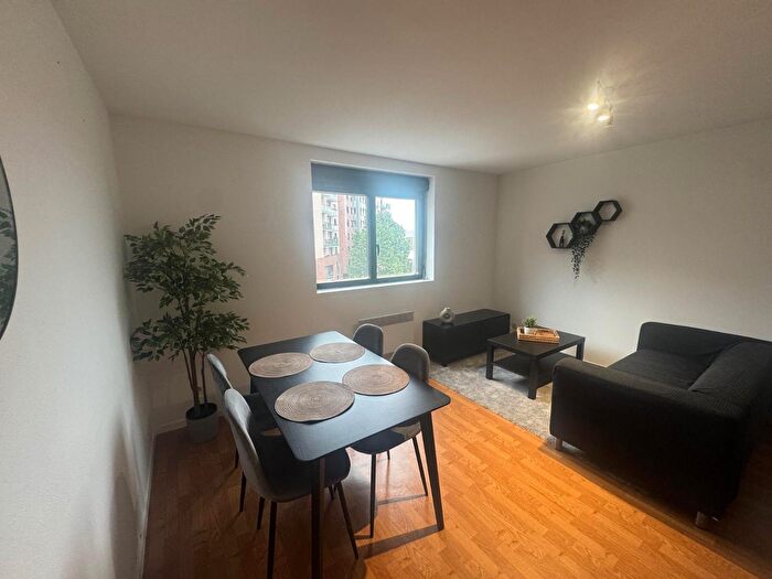 Appartement à louer - Toulouse, Compans-Caffarelli - 2 pièces - 1 chambre