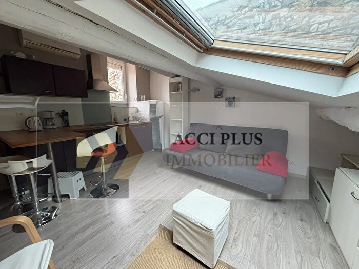 Appartement 1 pièce à louer à Nîmes, Gambetta