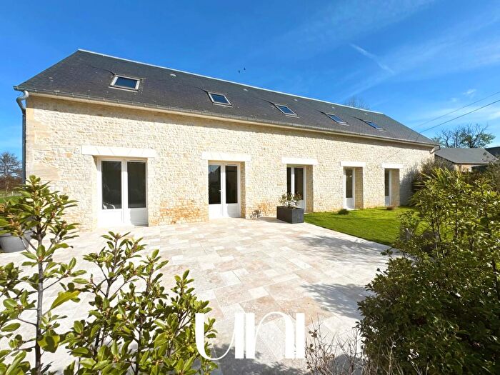 Maison à vendre - Bayeux, Centre-ville, Saint-Jean - 5 pièces - 3 chambres