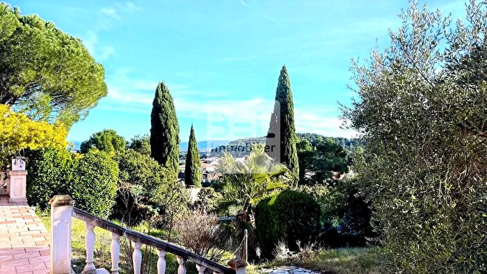 Maison à vendre - Jonquerettes - 6 pièces - 3 chambres