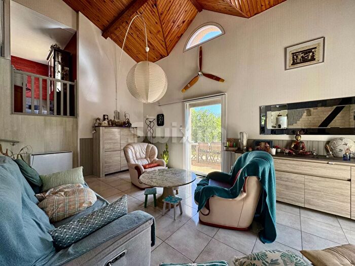 Maison à vendre - Châtillon-sur-Chalaronne - 5 pièces - 3 chambres