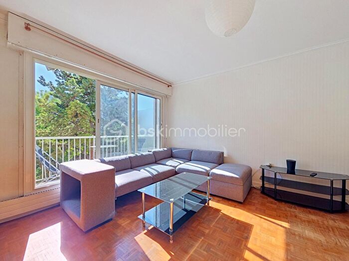 Rueil-Malmaison, Richelieu, Chataigneraie : Appartement 1 pièce à vendre