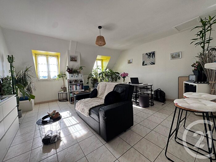 Appartement 4 pièces à Pithiviers, à vendre