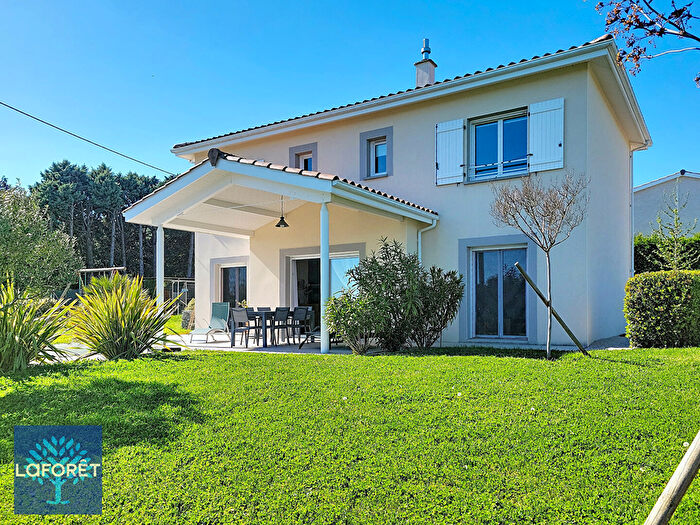 Maison 6 pièces à vendre à Vaugneray