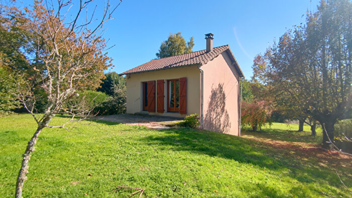 Maison à vendre - Dournazac - 2 pièces - 1 chambre