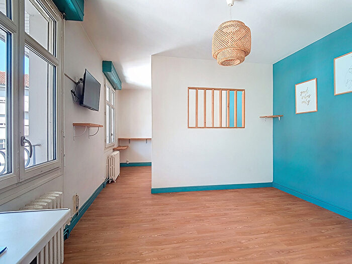 Appartement à louer - Pau, Centre-ville - 2 pièces - 1 chambre