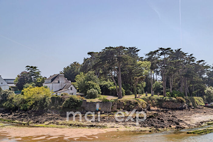 Maison 7 pièces à Étel, à vendre