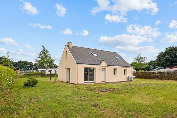 Maison à vendre - Allineuc - 5 pièces - 4 chambres