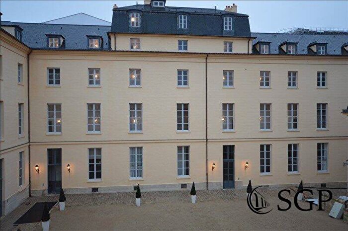 Appartement 1 pièce à louer à Notre Dame, Versailles