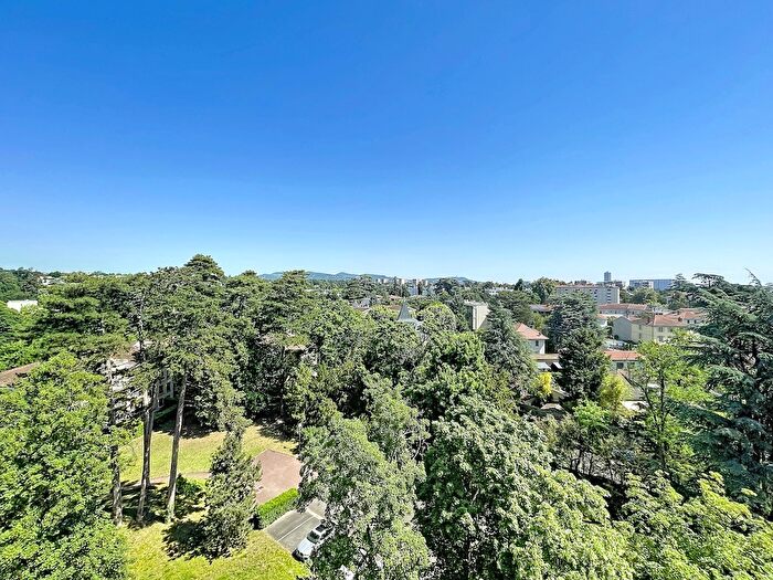 Écully, Centre-ville : Appartement 4 pièces à vendre