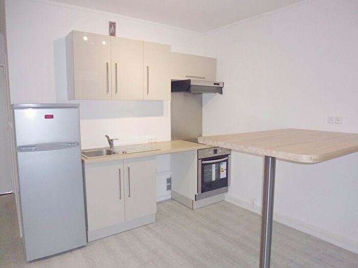 Appartement 1 pièce à louer - Chamalières, Centre-ville, Carrefour de l'Europe