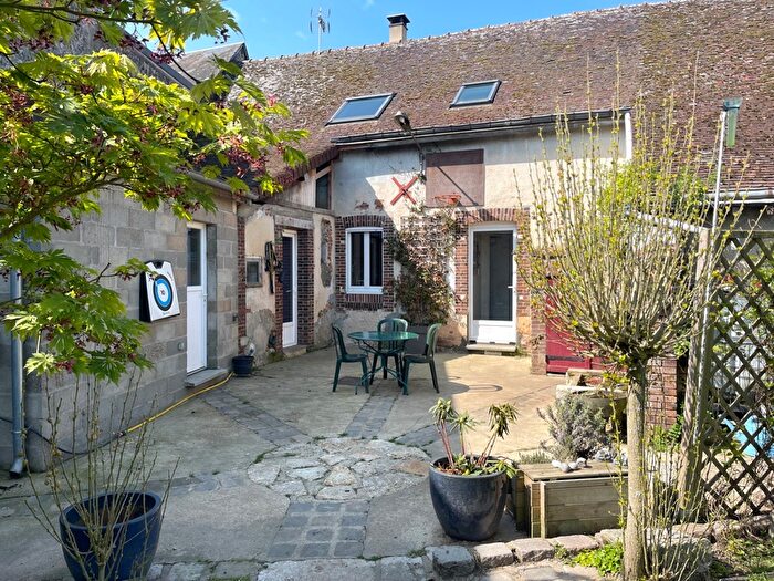 Maison à vendre - Clévilliers - 7 pièces - 5 chambres