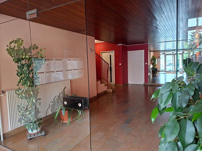 Montceau-les-Mines, Bellevue : Appartement 5 pièces à vendre
