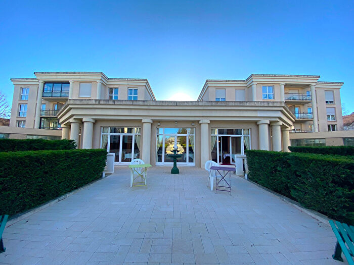 Appartement à louer - Dijon, Les Gènois - 3 pièces - 1 chambre