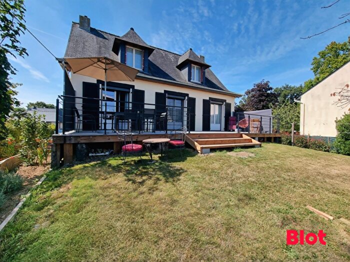 Maison à vendre - Montreuil-le-Gast - 6 pièces - 4 chambres