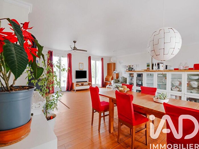 Maison à vendre - Bouconville - 9 pièces - 6 chambres