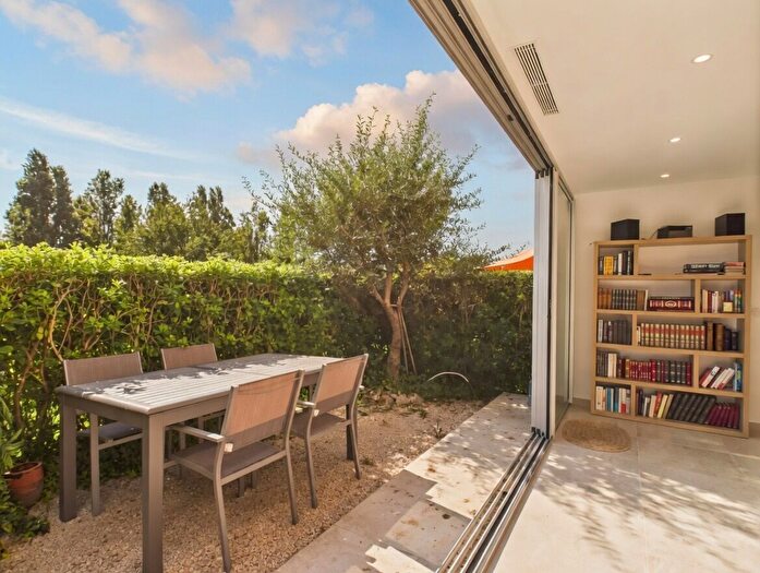 Appartement 4 pièces à vendre - Mandelieu-la-Napoule, La Napoule