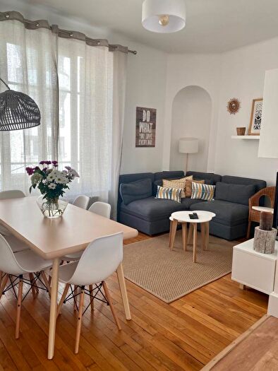 Nancy, Poincaré, Foch, Anatole France, Croix de Bourgogne - Appartement 4 pièces à louer