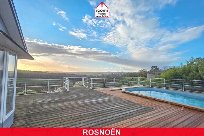 Maison à vendre - Rosnoën - 6 pièces - 4 chambres