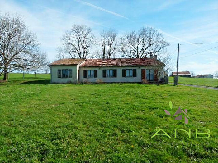 Maison à vendre - Varaignes - 5 pièces - 4 chambres