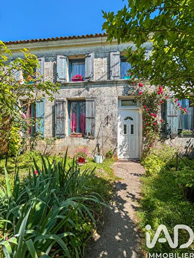 Maison à vendre - Berneuil - 5 pièces - 3 chambres