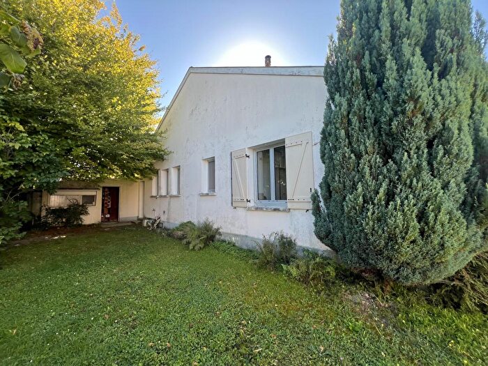 Maison à vendre - Romilly-sur-Seine, Le Trou-du-Chêne - 4 pièces - 3 chambres