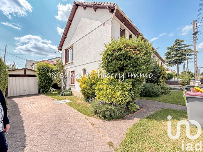 Maison à vendre - Orsay, Mondétour - 9 pièces - 4 chambres