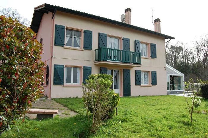 Maison 6 pièces à vendre à Urcuit