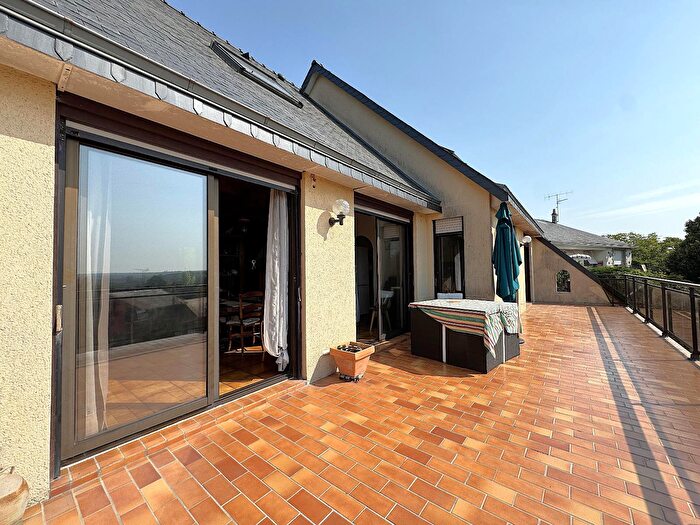 Maison à vendre - Thouars - 4 pièces - 3 chambres