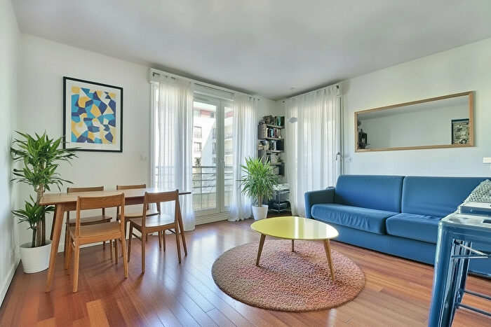 Appartement à vendre - Saint-Denis, La Plaine Saint-Denis - 3 pièces - 2 chambres