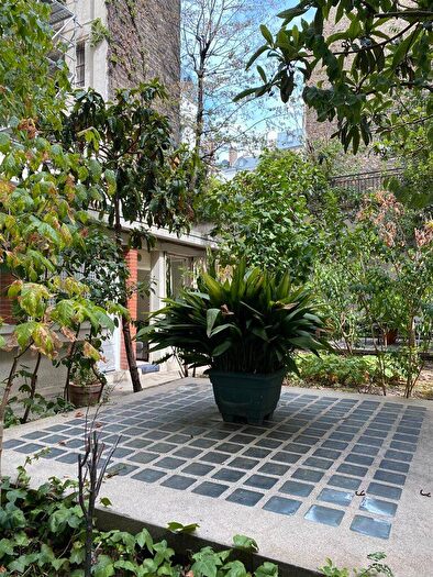 Appartement à louer - Paris ème arrondissement - 1 pièce