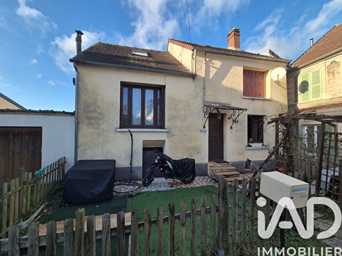 Maison à vendre - La Ferté-sous-Jouarre - 4 pièces - 3 chambres