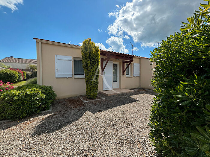 Maisons à vendre et appartements à louer - 1