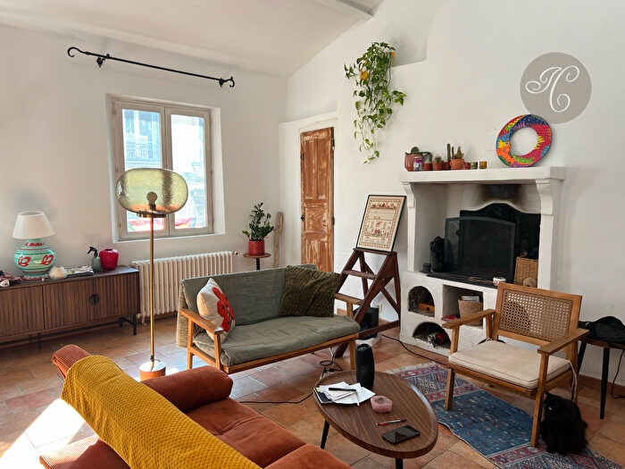 Appartement à louer - Avignon, Palais des Papes, Zone Piétonne - 3 pièces - 2 chambres