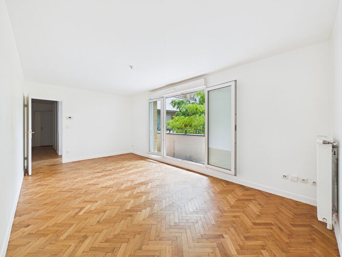 Juvisy-sur-Orge, Centre-ville, Entrevoies, Seine : Appartement 3 pièces à vendre