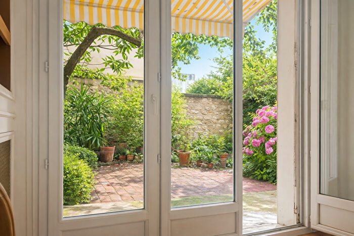 Appartement à vendre - Paris e , Porte de Saint-Cloud, Auteuil-Sud - 2 pièces - 1 chambre