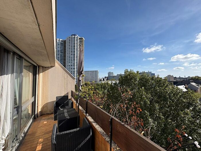 Quartiers Ouest, Bourg l'Evesque : Appartement 3 pièces à louer