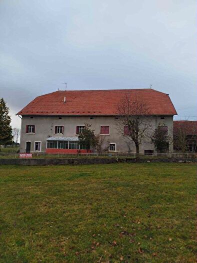 Maison à vendre - Goux-les-Usiers - 6 pièces - 4 chambres